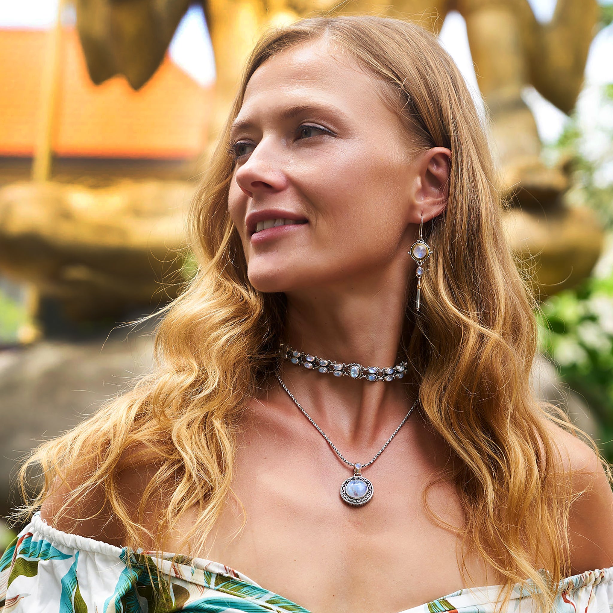 Sterling Silver Rainbow Moonstone Choker | Bluemoonstone Creations